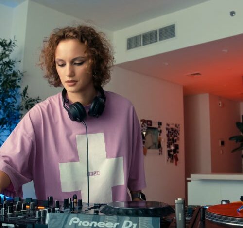 Mona Chrome Nameless Session Pt.15 » edmwavessource.com